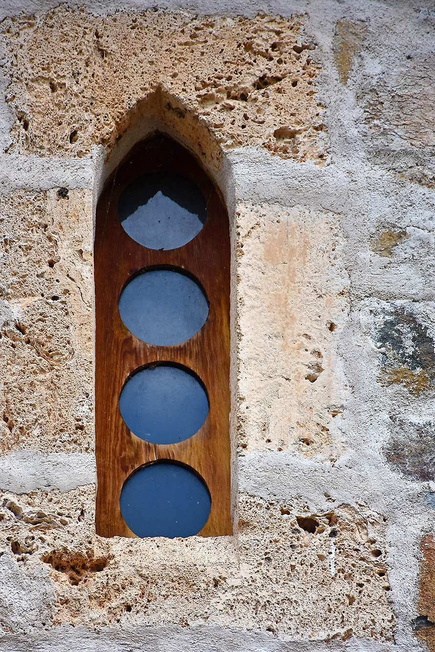 Découvrez la Serbie : le monastère Uvac - Biodom.bio