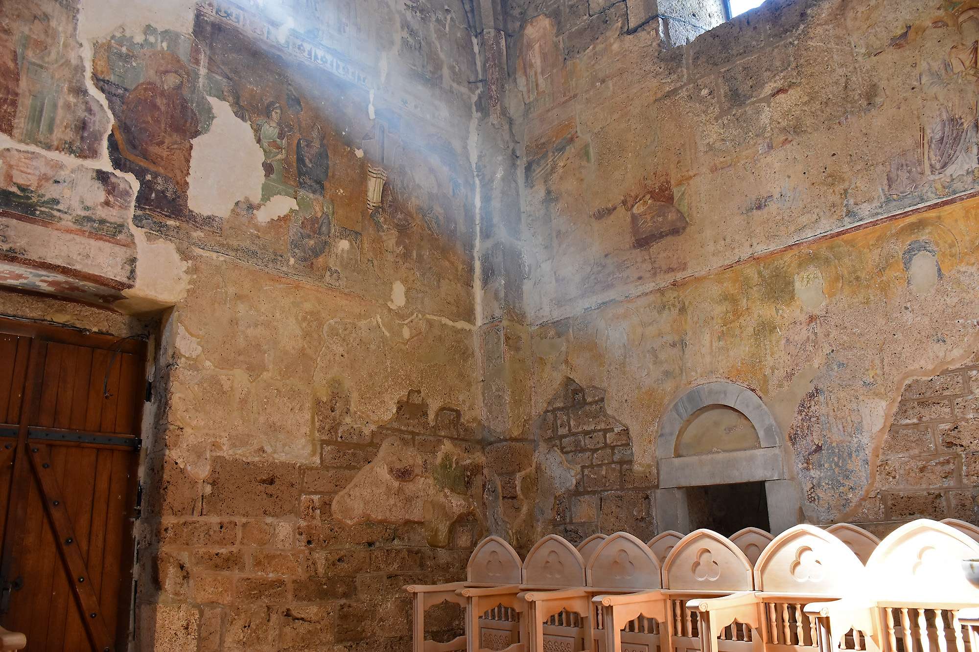 Otkrijte Srbiju : Manastir Gradac - Biodom