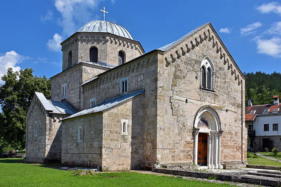 Otkrijte Srbiju : Manastir Gradac - Biodom